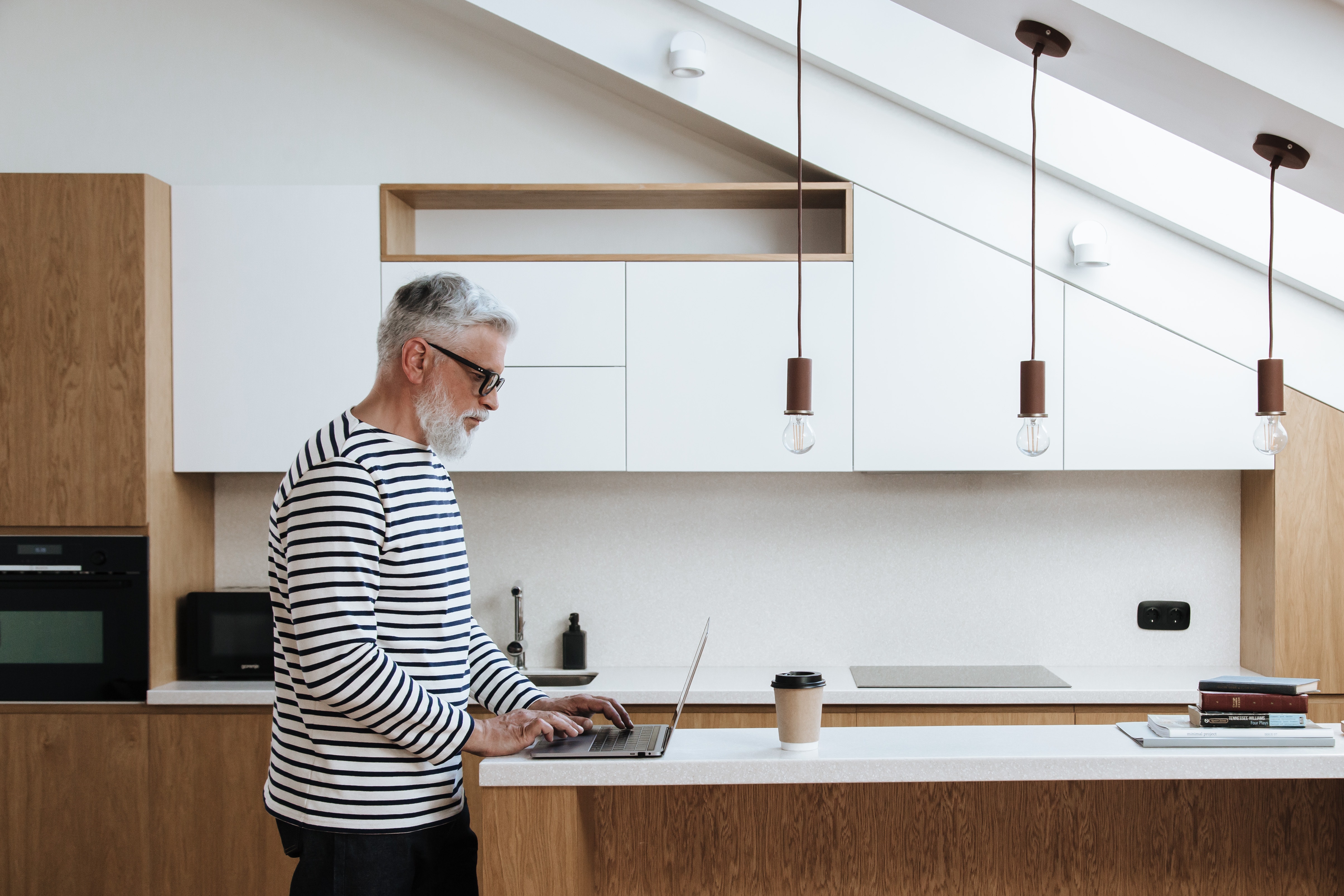 Hoap • Managing wellbeing from home